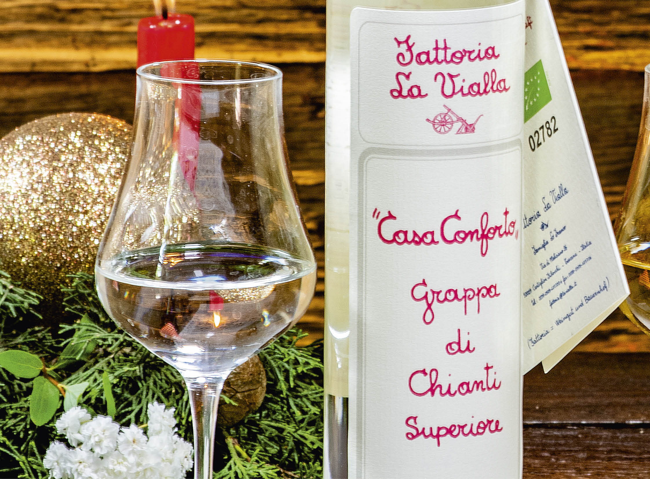 Aus demeter trauben Grappa aus Trestern von Chianti Trauben (Karton mit ...
